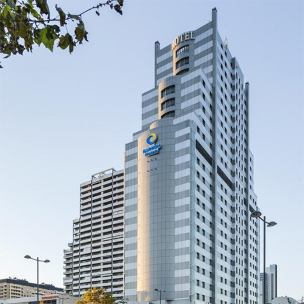 Hotel Meliá Valencia • Casino CIRSA Valencia